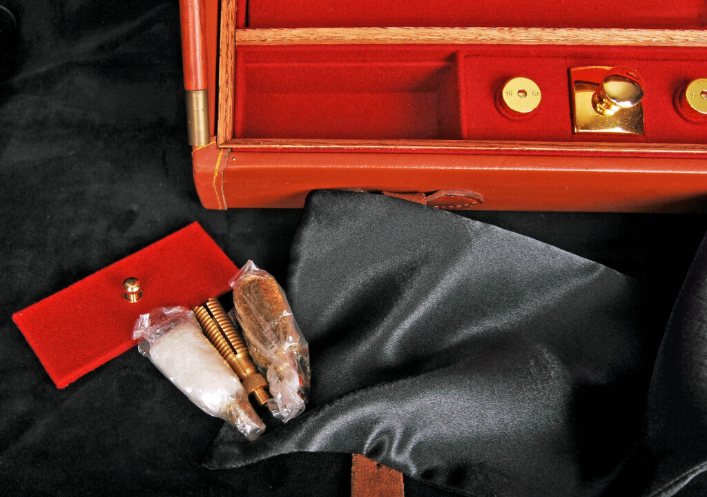 Custom and Vintage Cases – Vintage Firearms Inc